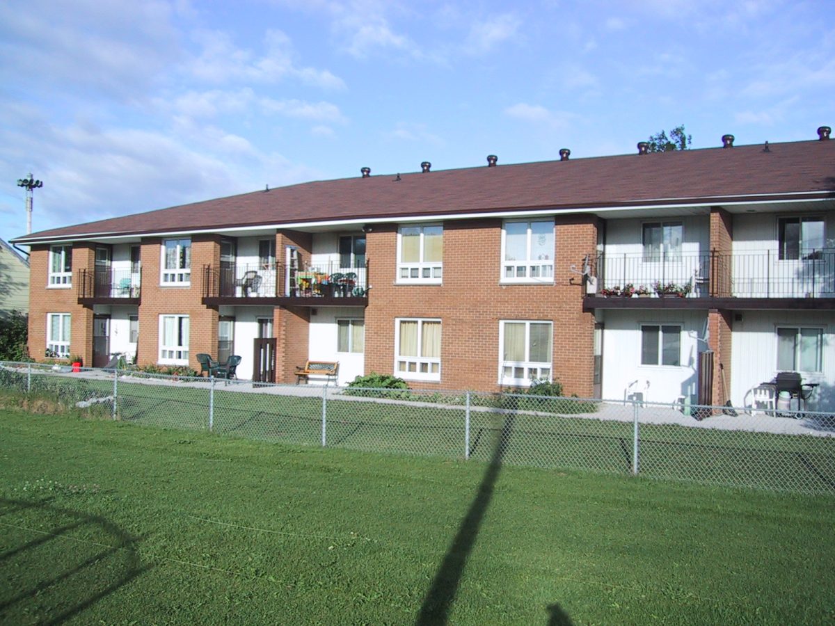 Collingwood Court - The District of Thunder Bay Social Services ...