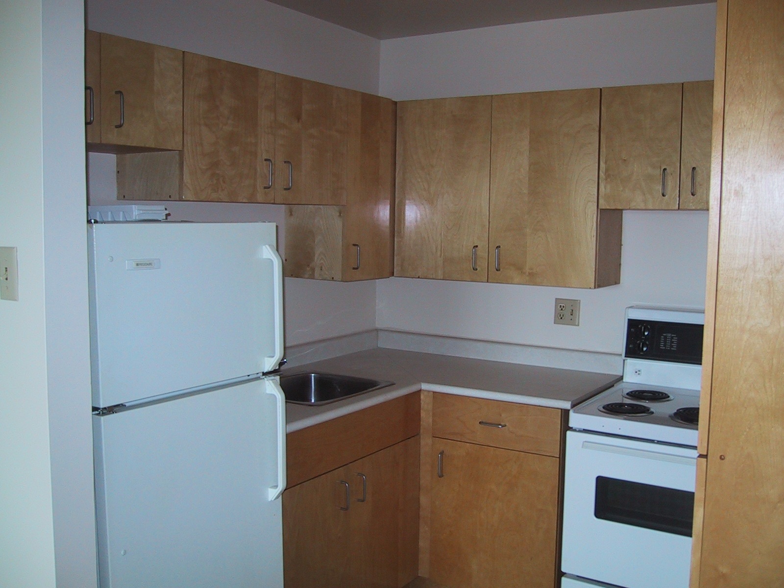 Collingwood Court - The District of Thunder Bay Social Services ...