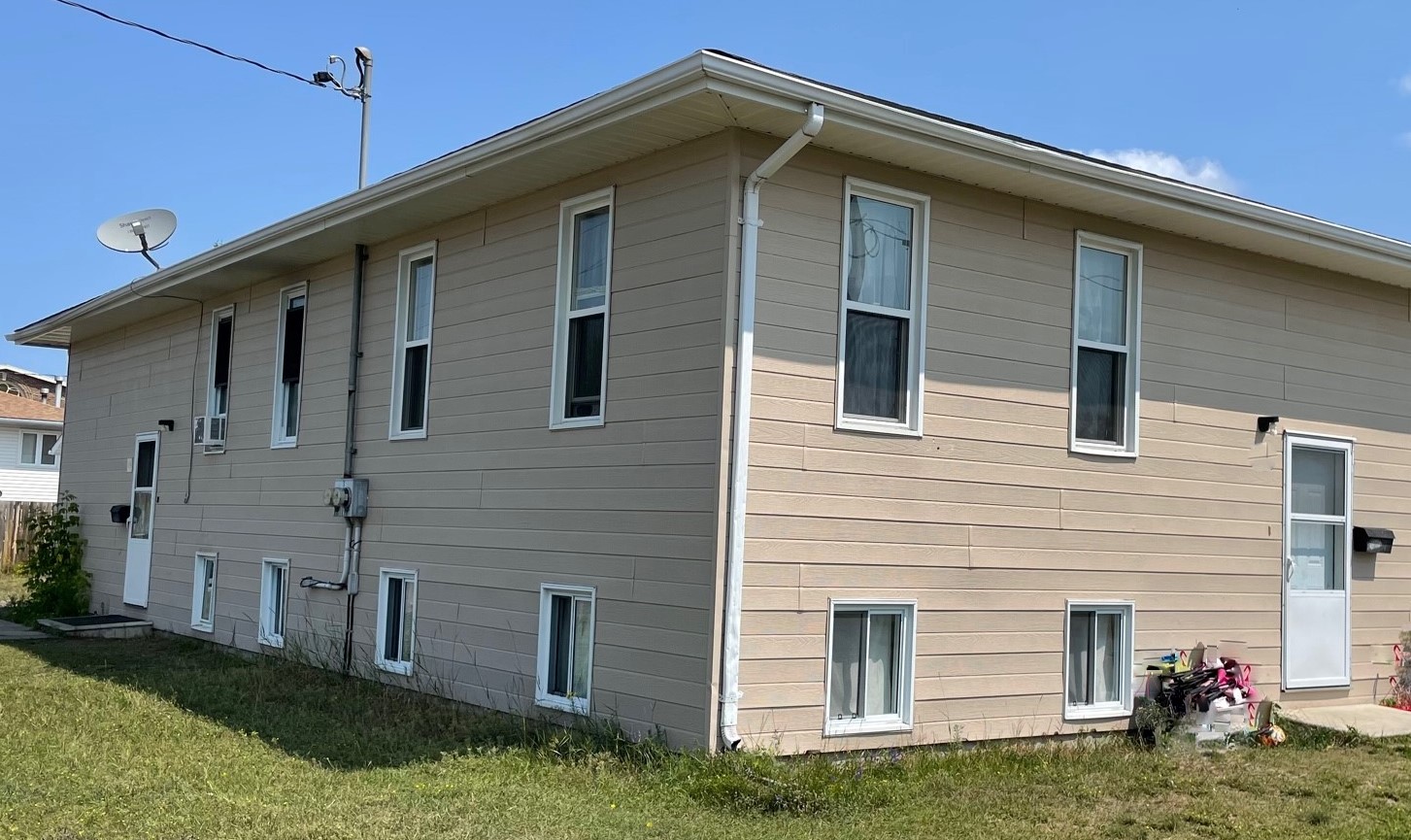 384 Cuyler Street - The District of Thunder Bay Social Services ...